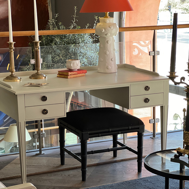 Skrivbord Antikgrå